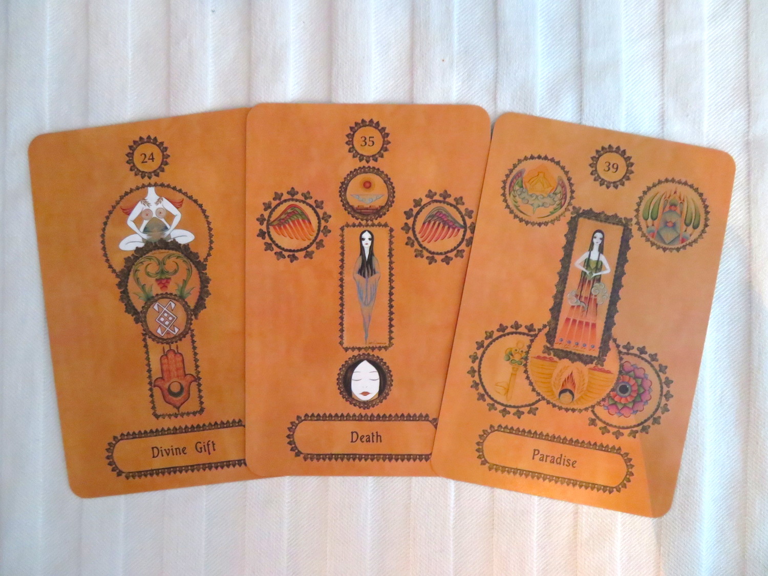 Falnama: Turkish Oracle Cards | Review | The Queen's Sword